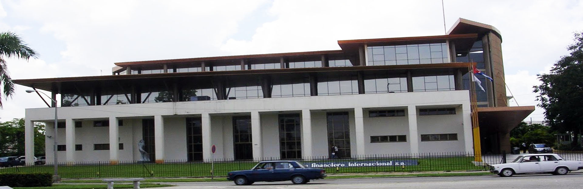 Banking services Havana | Currency Exchange | Cuba Travel